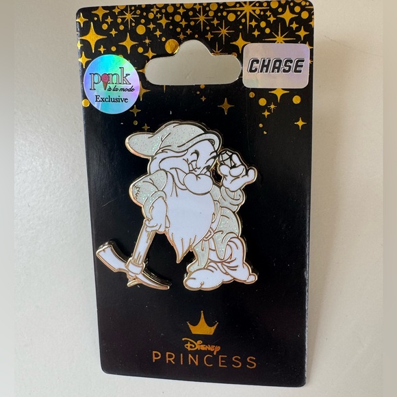Disney | Jewelry | Disney Princess Snow White The Seven Dwarfs Limited ...